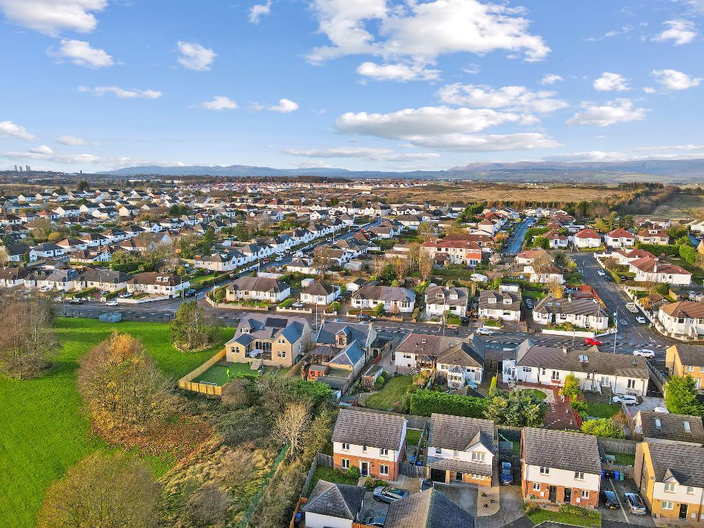 Cumbernauld Road, Stepps, Glasgow, G33 6EL – Town & Country